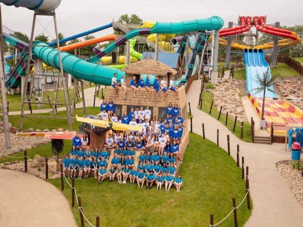 What’s Inside the Top 5 Amusement Parks in Iowa? - Teeholic